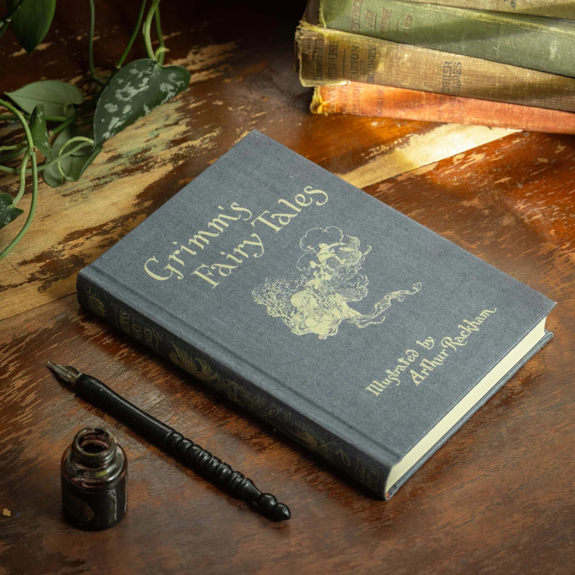 Journals that Look Like Books – The Cozy Journal